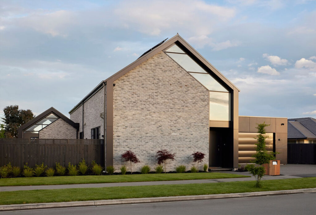 Bank House | Clay Brick and Paver Manufacturer's Association